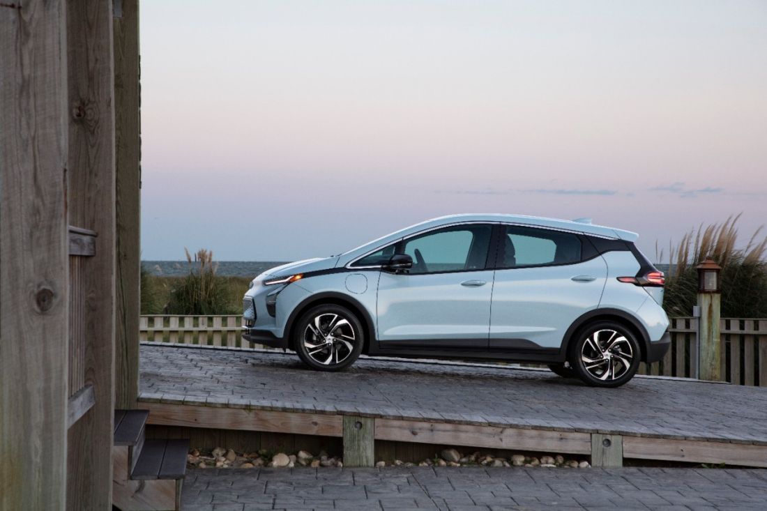 Chevy bolt height store