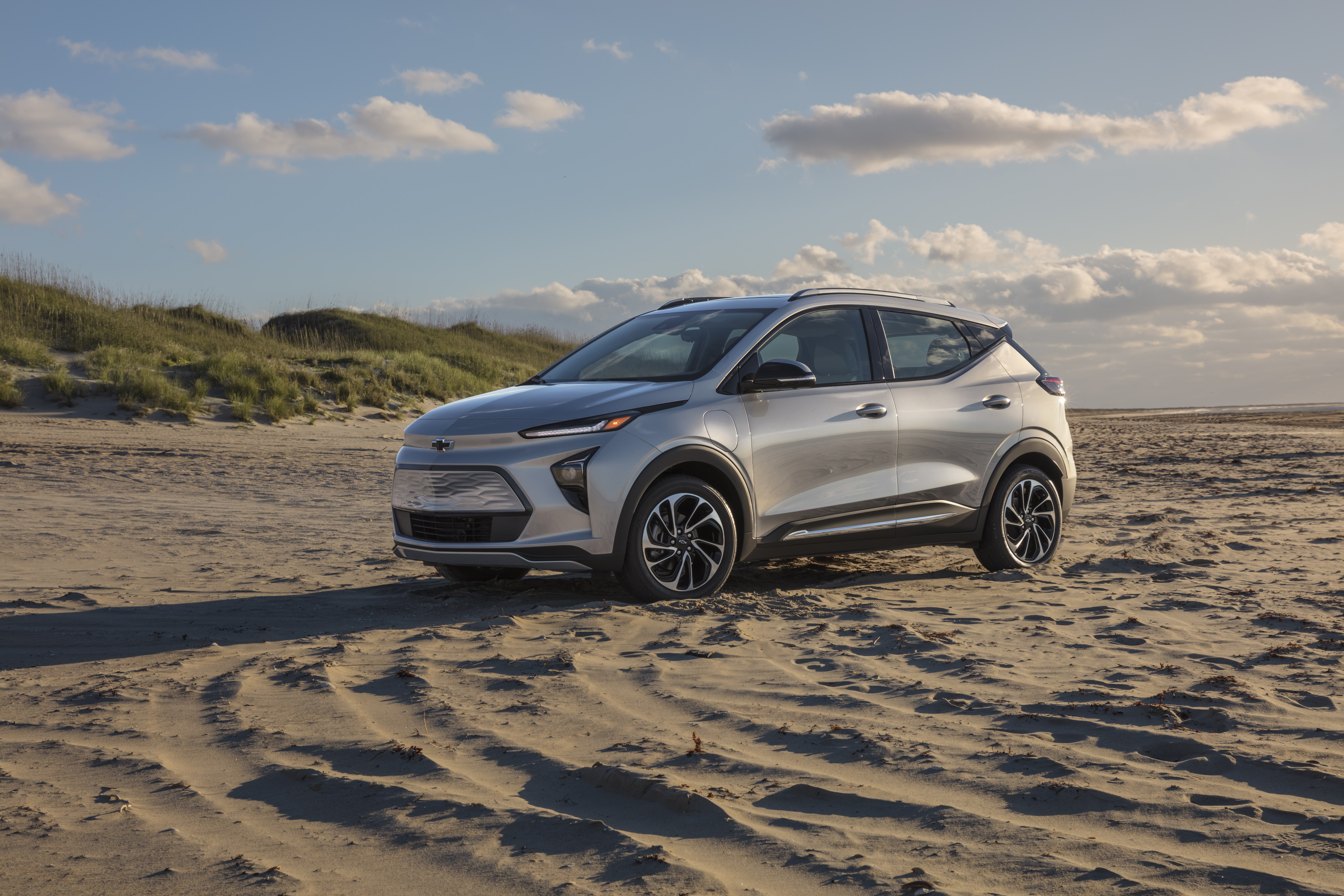 Chevrolet Grows EV Lineup with 2022 Bolt EUV and Bolt EV